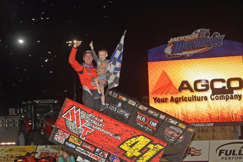 Jason Johnson, World of Outlaws driver, passes away after crash at ...