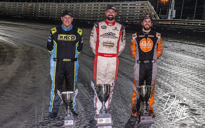 Knoxville Raceway - Sprint Car Capital of the World!